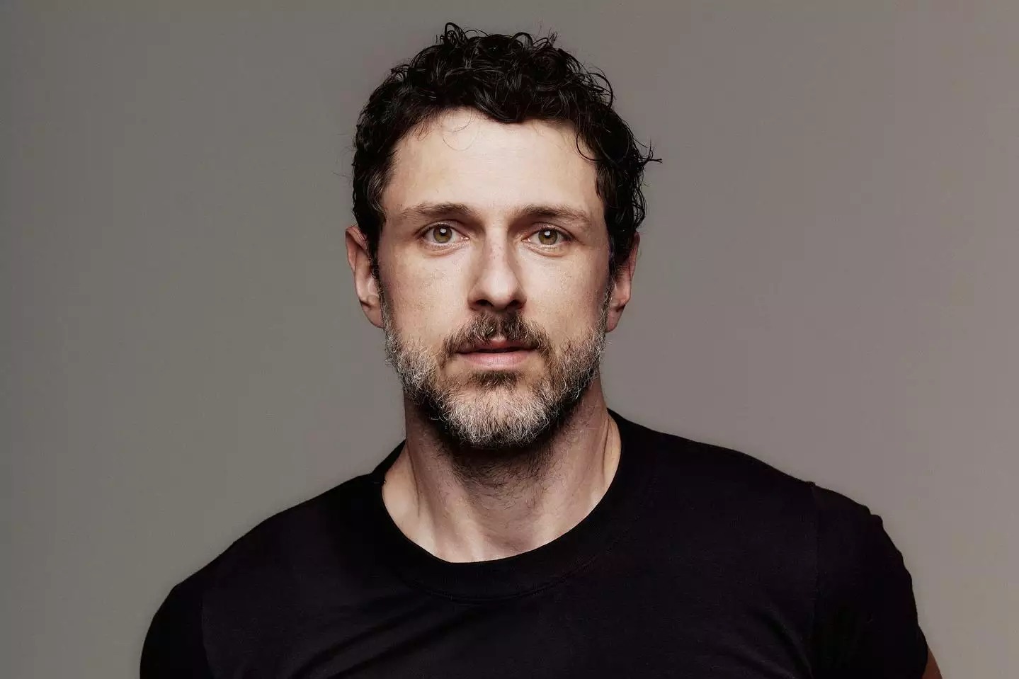 Vale Tudo: conheça Guilherme Magon, ator que vive filho escondido de ...